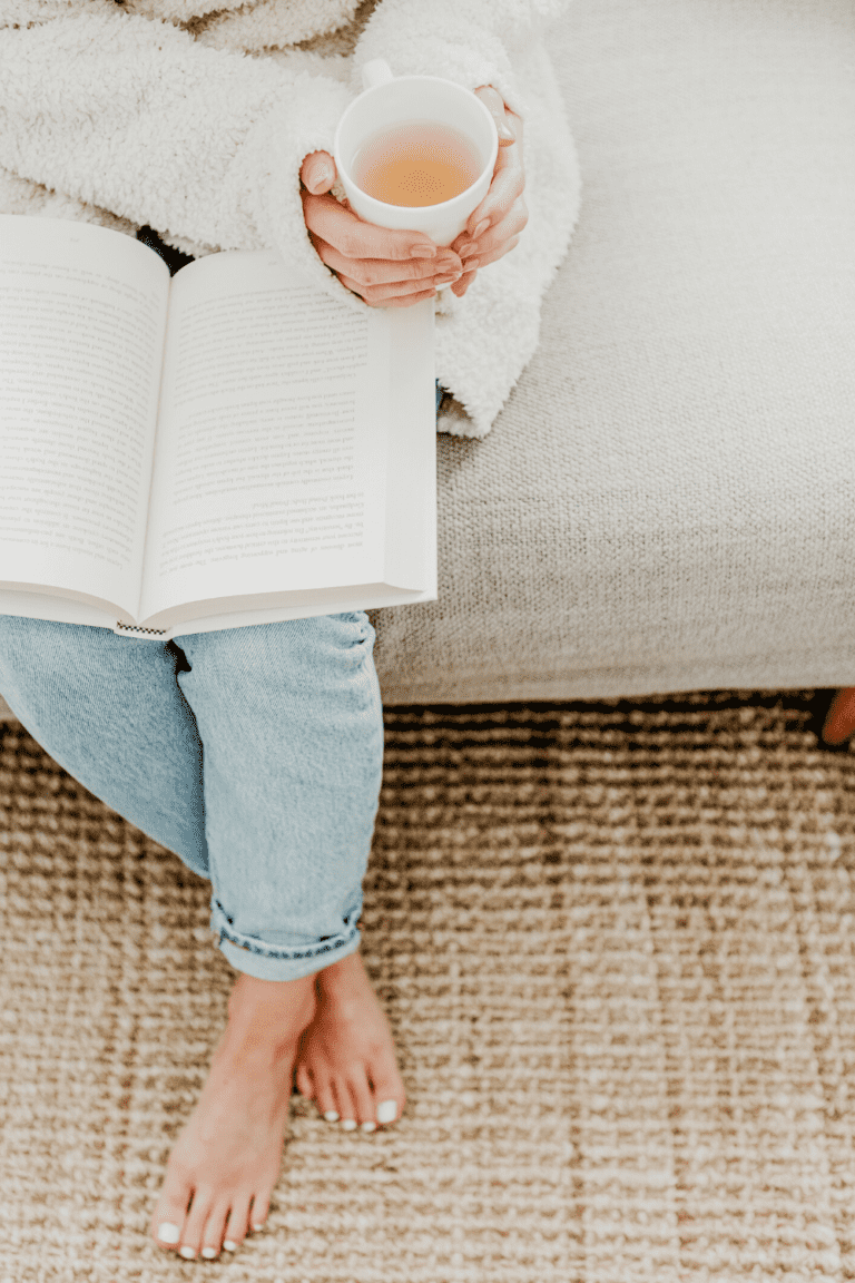 35 Best Life Changing Books for Women to Read in Their 20s