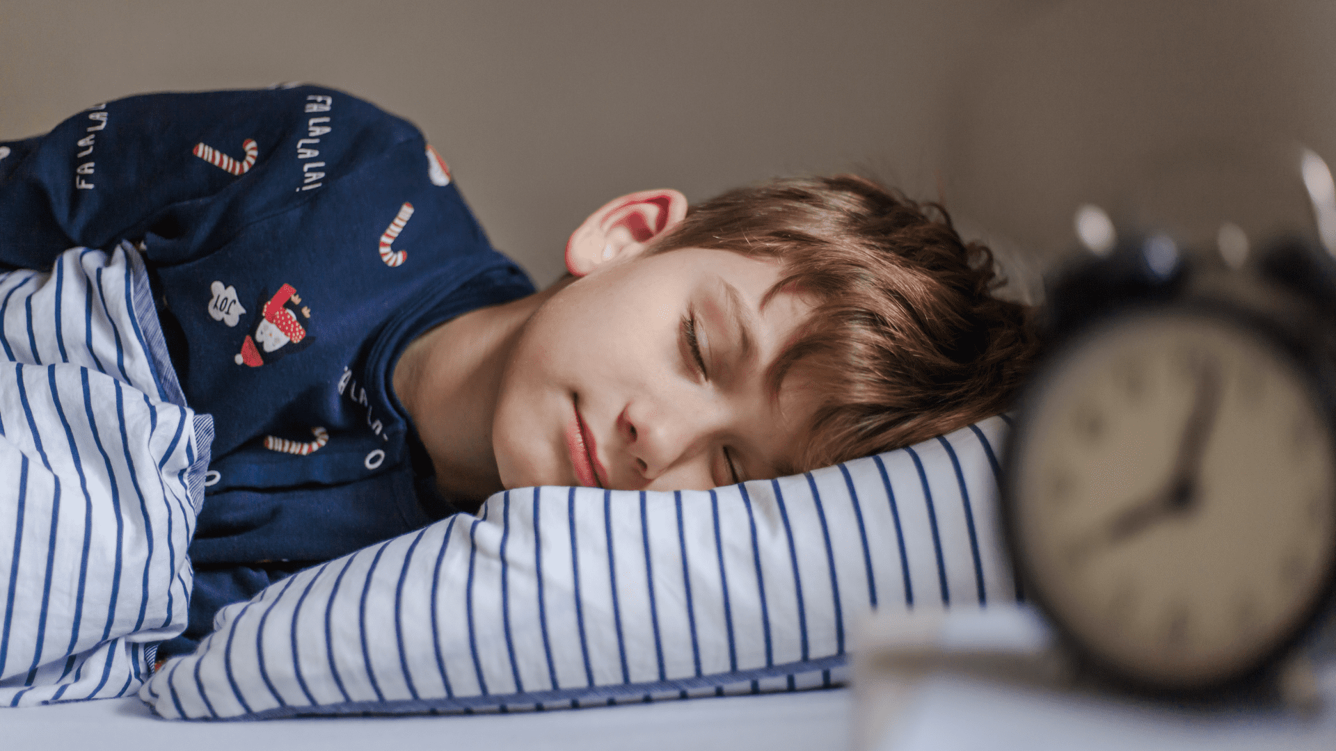 How to Design The Perfect Stay at Home Mom Schedule to Stay Sane