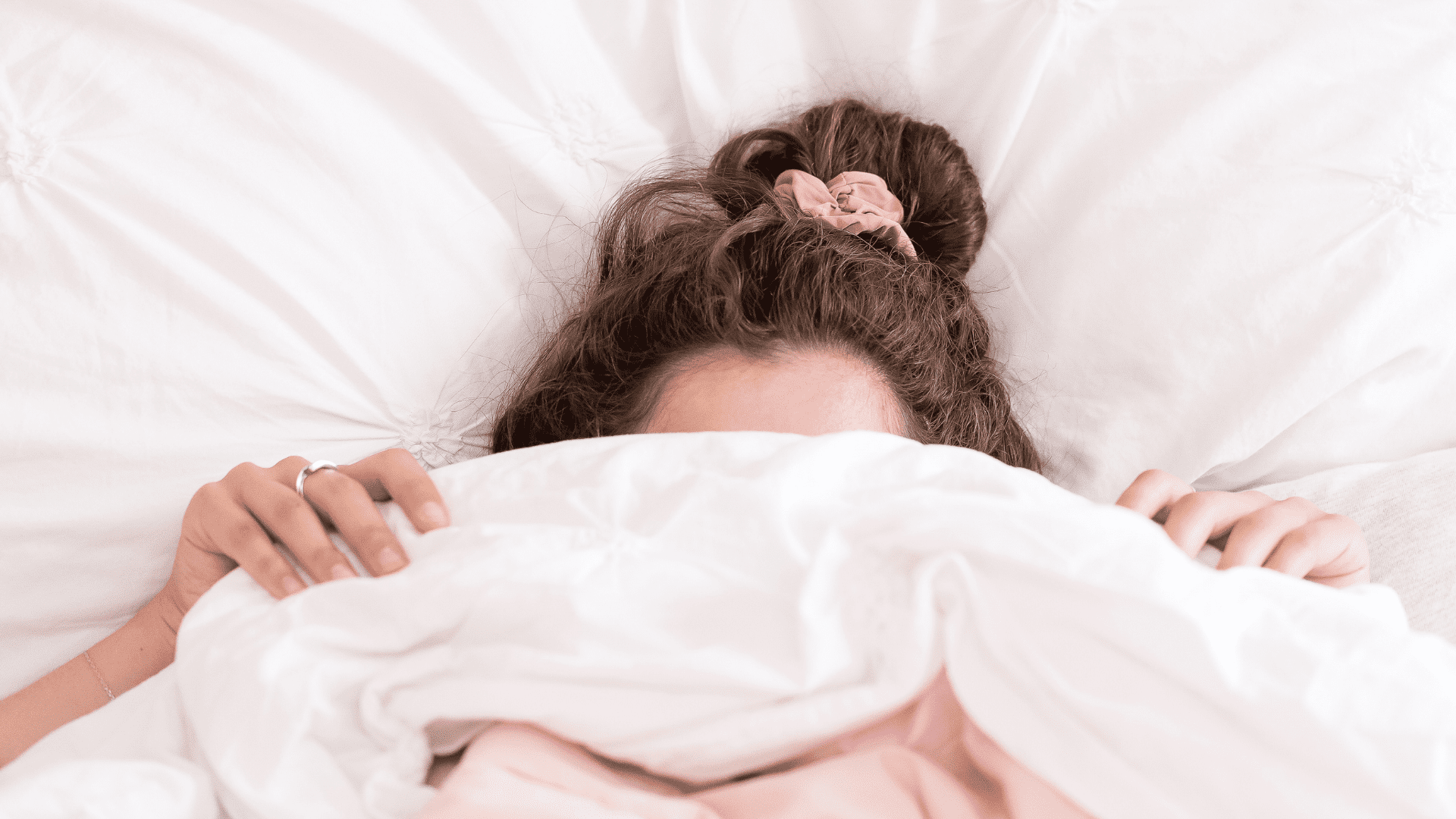 How to Become a Morning Person and Love it (In 10 Easy Steps)