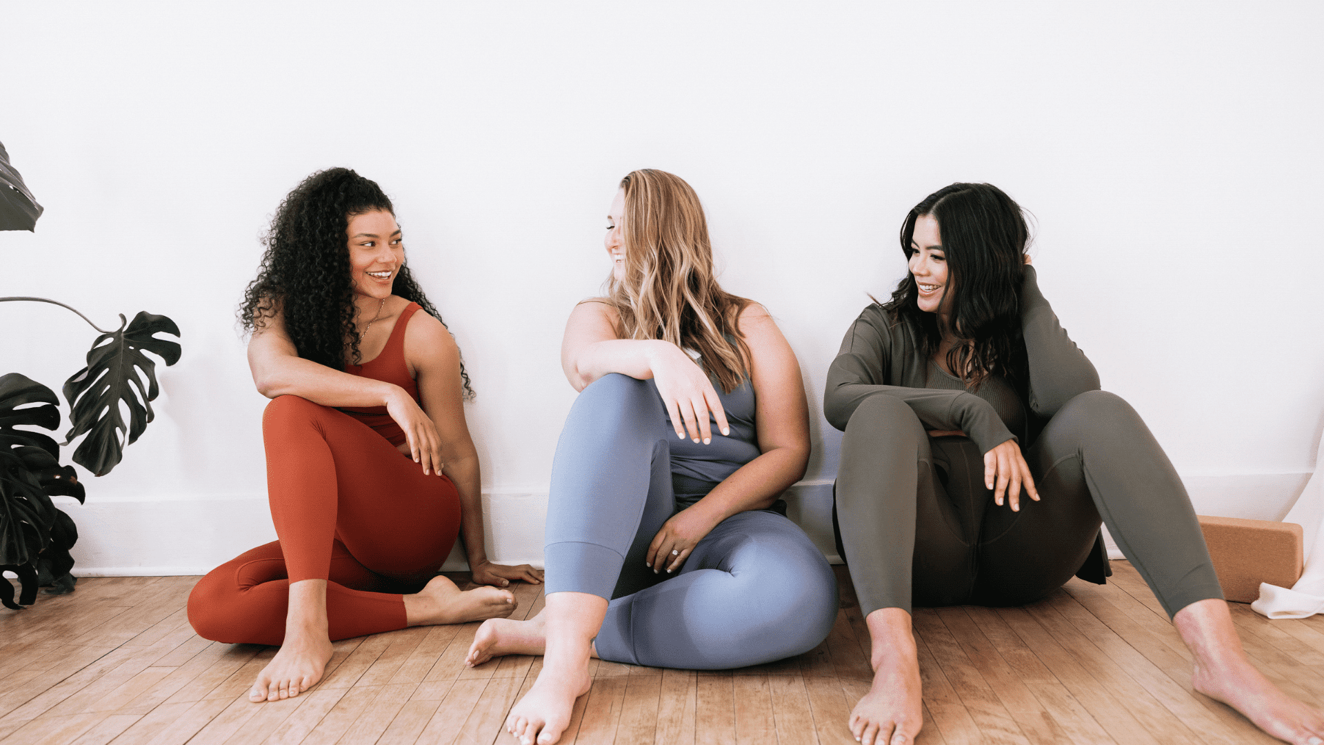 The 20 Habits of a Confident Woman Who Loves Life (& How to Become One!)